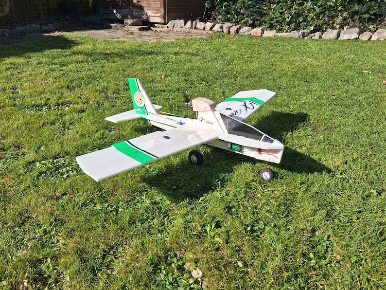 Profile RC Trainer Airplane "x-robin" - Etsy