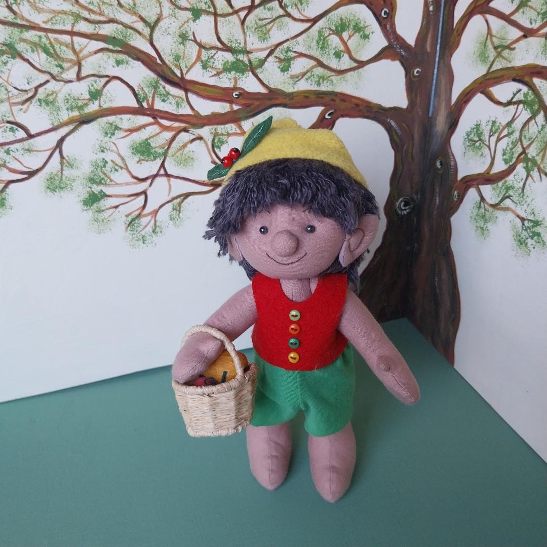 Physical Product Dwarf Doll With Mini Wicker Basket, Open Ended Toys ...