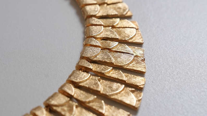 VTG Cleopatra Egypt Revival Fringed Collar Necklace With Ginkgo Leaves ...