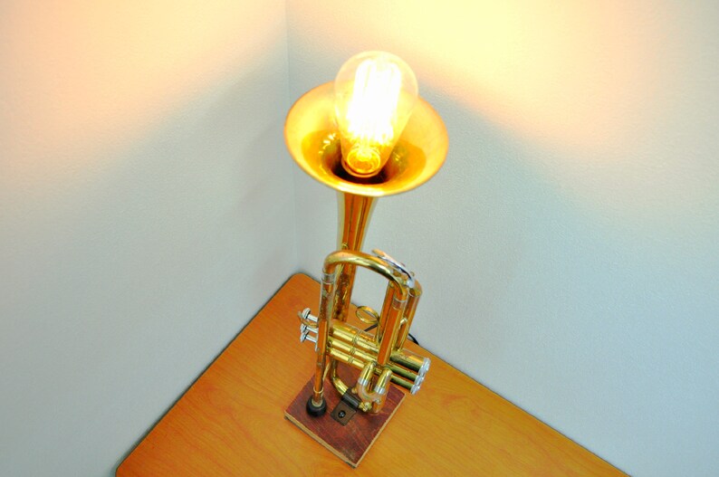 Upcycled Trumpet Lamp ,JAPAN, Retro Musical Home Decor Accessory, Gift ...