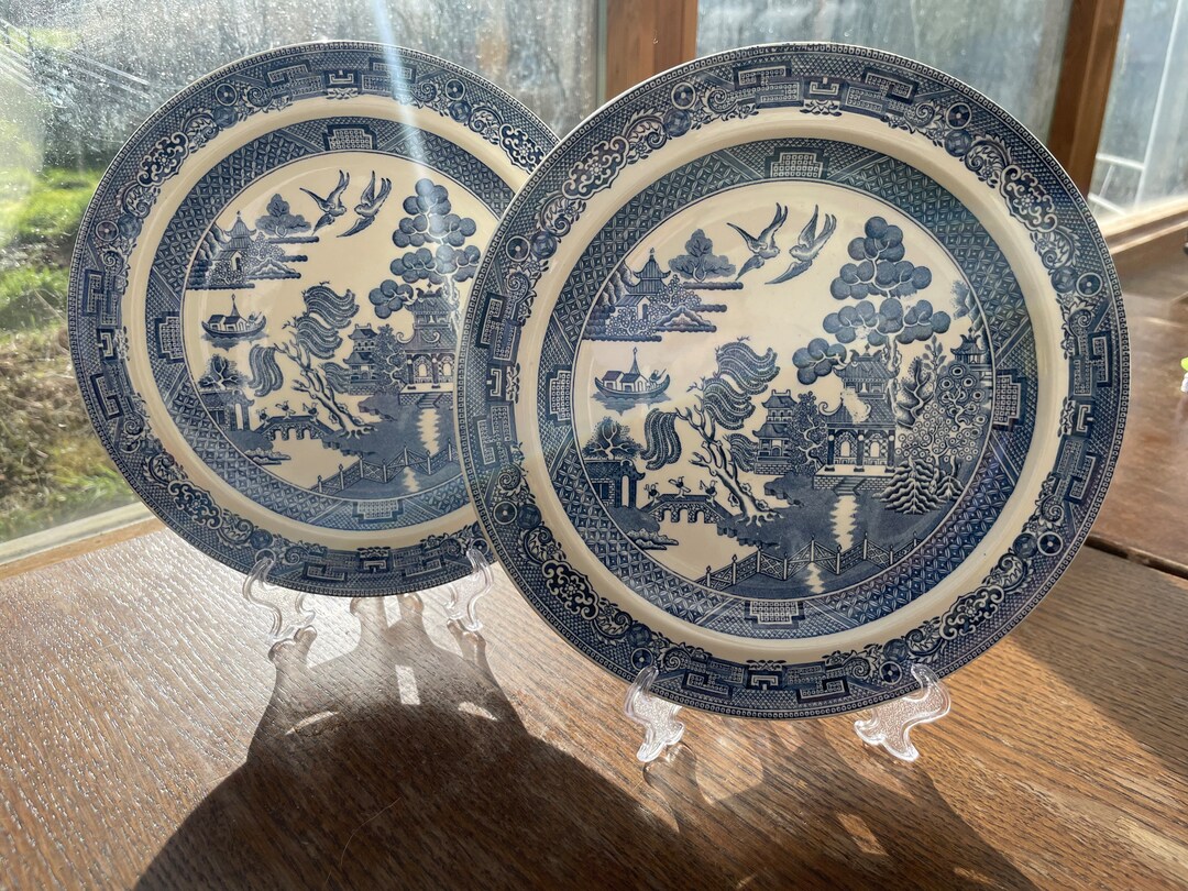 A Pair of Antique Willow Pattern Ornamental Plates - Etsy