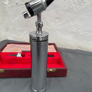 Vintage Chiron Otoscope in Original Box - Etsy
