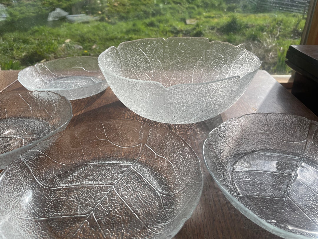 Arcoroc France Clear Glass Aspen Leaf Serving Bowl and 4 Side Plates - Etsy