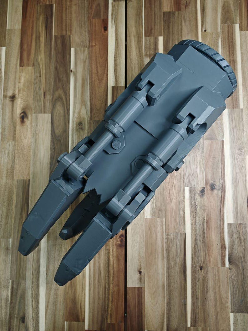 Articulated Power Claw Physical Copy NOT PAINTED, Cosplay Weapon, 3d ...
