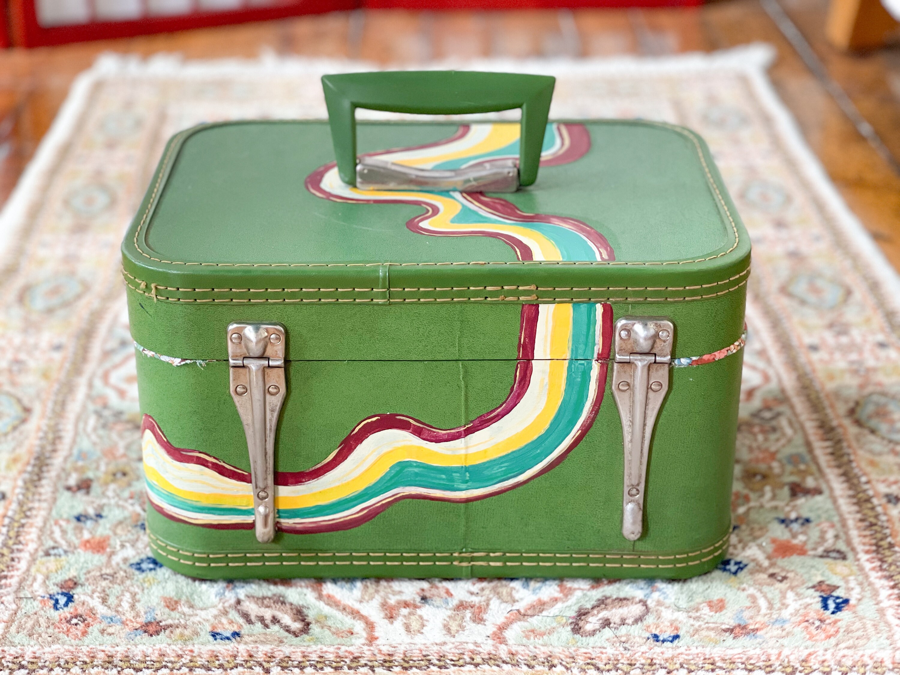 Groovy Mid-century Retro Painted Train Case With Reupholstere Floral ...