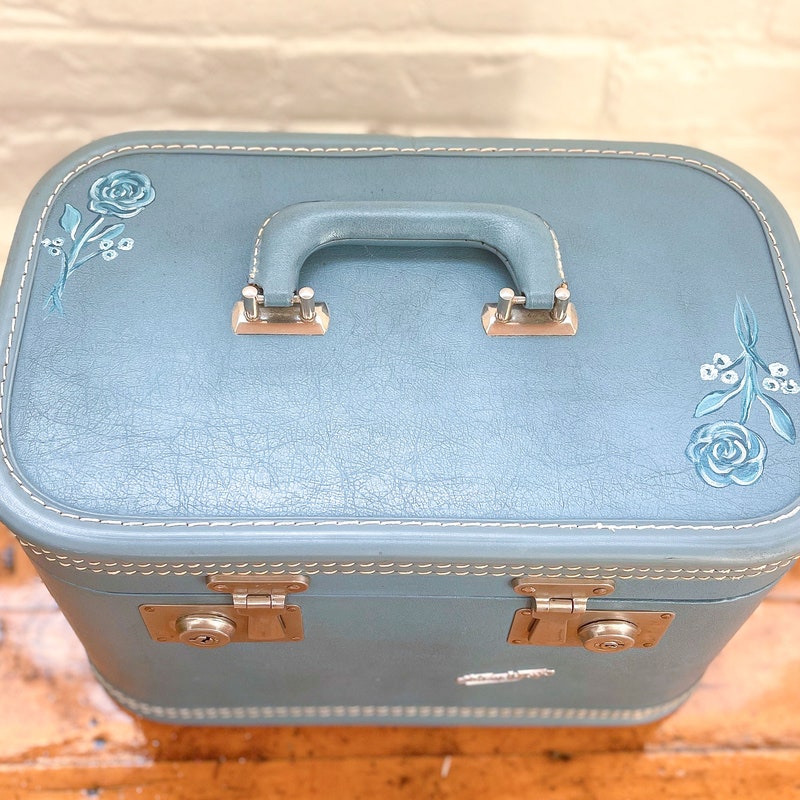 Vintage Train Case - Etsy