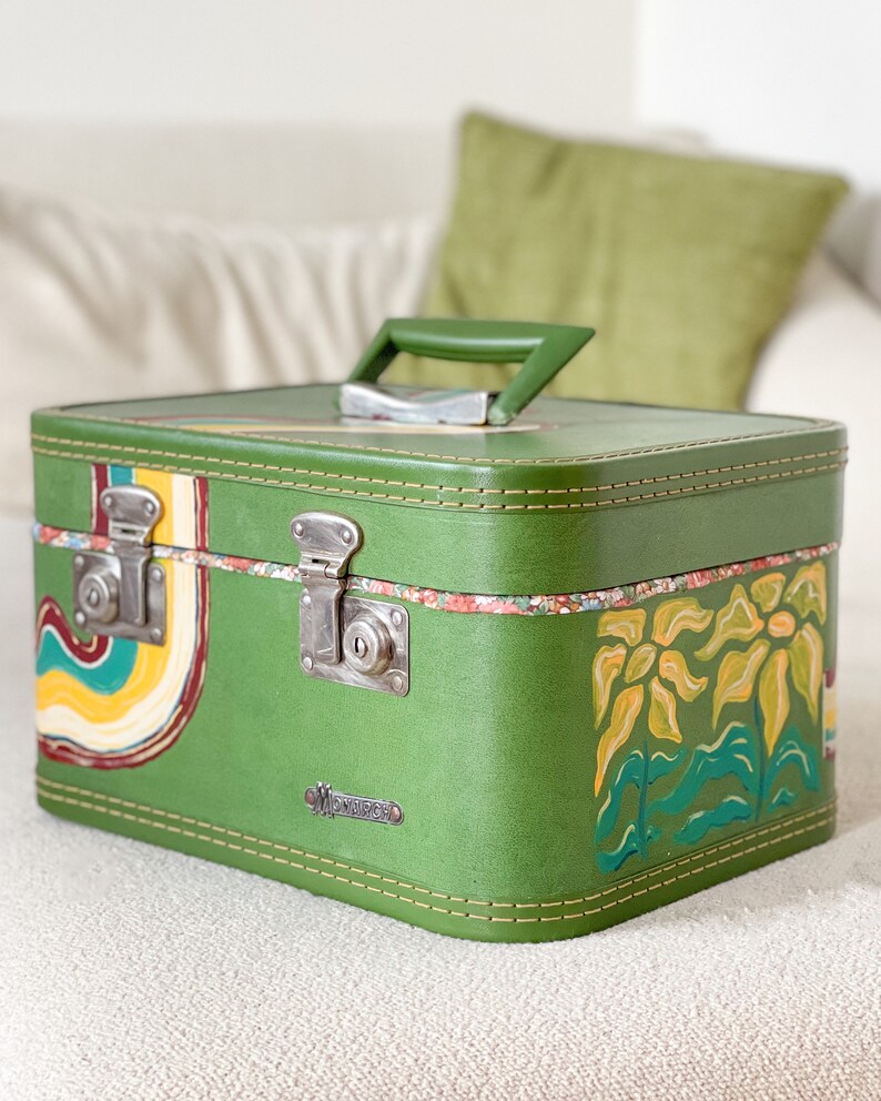 Groovy Mid-century Retro Painted Train Case With Reupholstere Floral ...