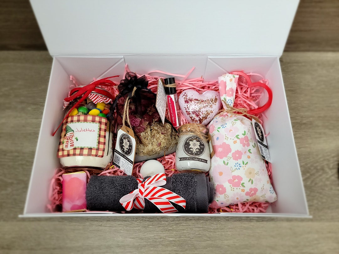 Wedding Luxury Gift Box Self-care Package Personalized Gift Box ...