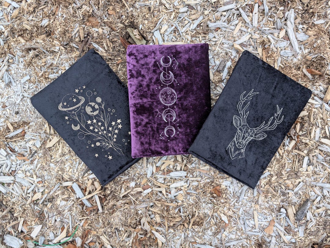 Luxe Embroidered and Padded Tablet Sleeve - Etsy