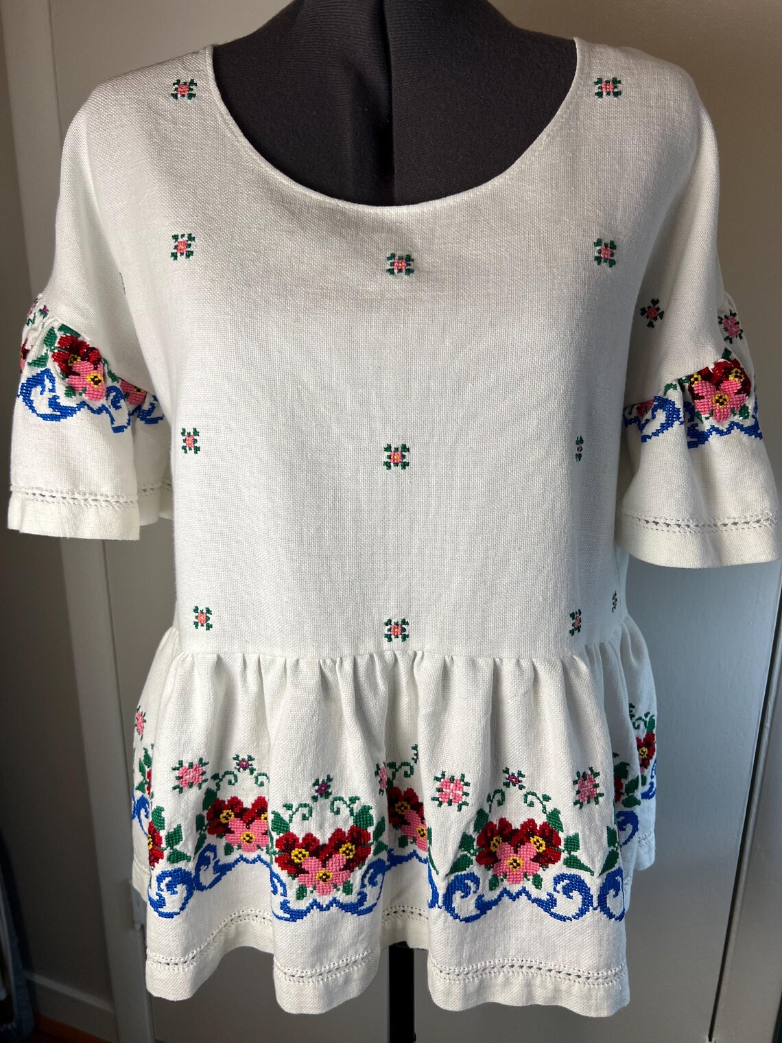 Vintage Hand Embroidered Upcycled Tablecloth Top Pansies/ Cotton ...