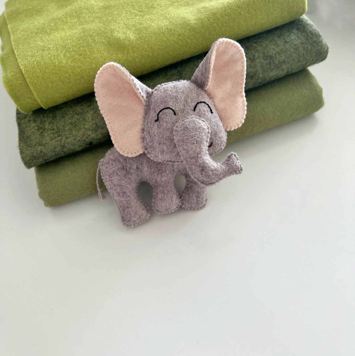 Felt Elephant Sewing Pattern: Safari Nursery Decor (PDF Pattern) - Etsy