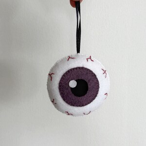 Spooky Felt Eyeball Sewing Pattern: DIY Halloween Eye Ornament (PDF ...