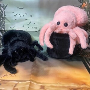 Spider Plush Halloween Stashjar , Animal Doll Stuffed Toy, 8” Jar - Etsy