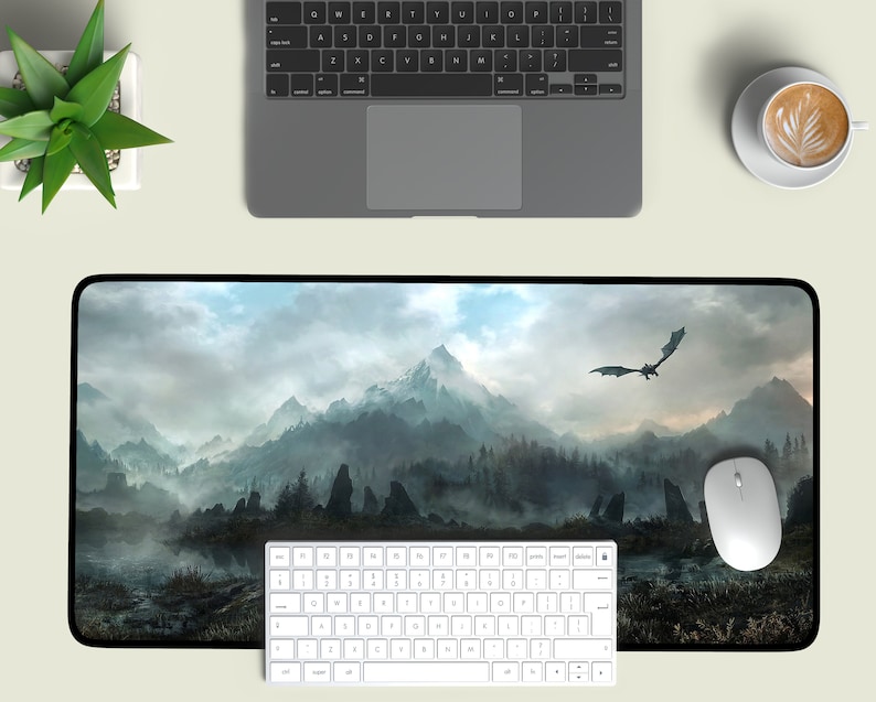 Skyrim Desk Mat Game Anime Mouse Pad, the Elder Scrolls Desk Pad ...