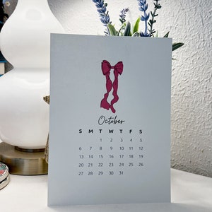 Birth Month Bow 2024 Desk Calendar - Etsy