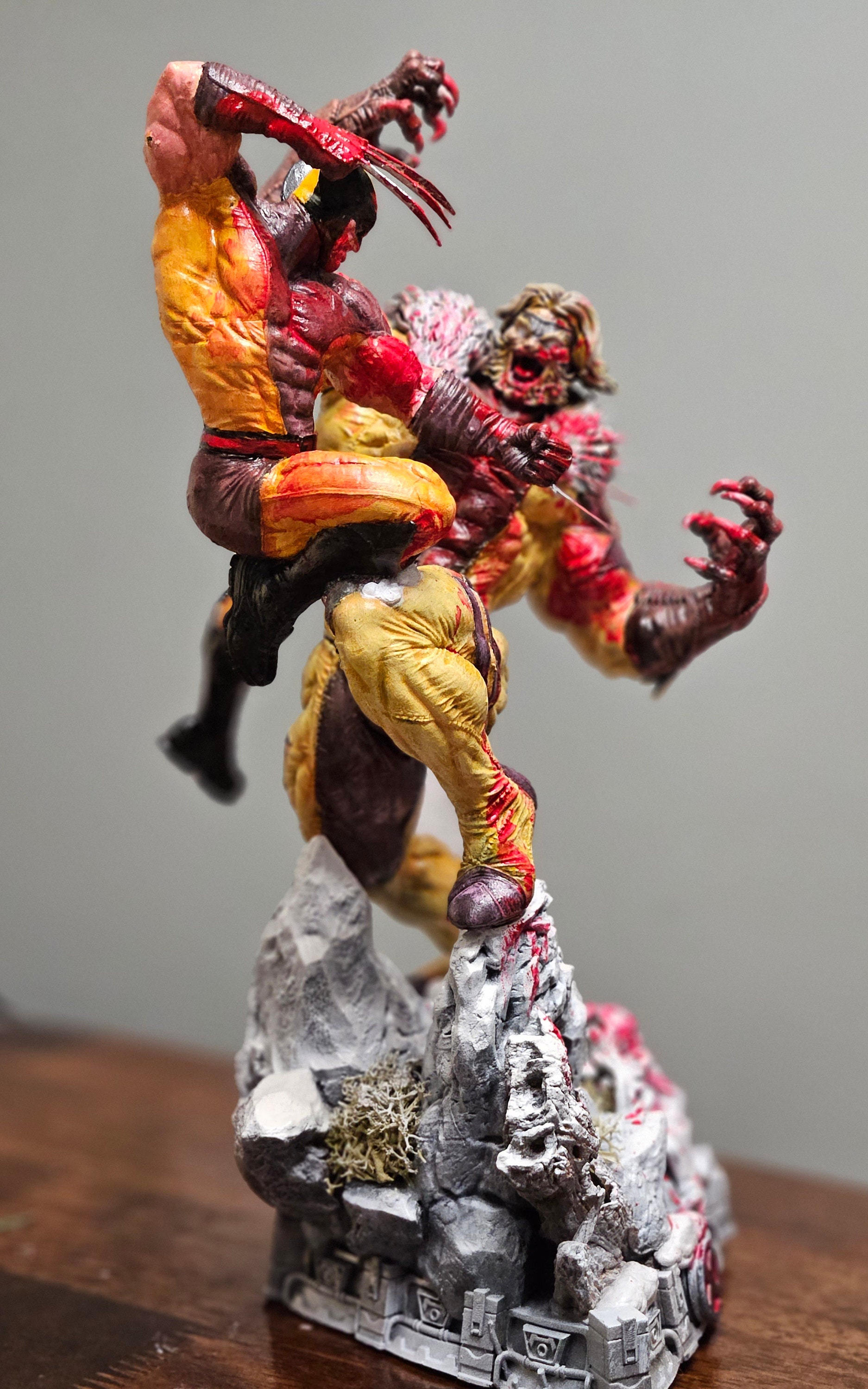 Wolverine VS Sabertooth Diorama Statue - Etsy