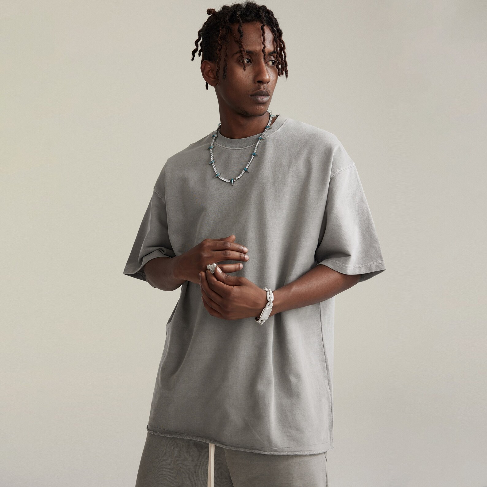 SIMPLE SOFT OVERSIZED Tee Shirt, Unique Shirt, Luminous Creation Desgin ...