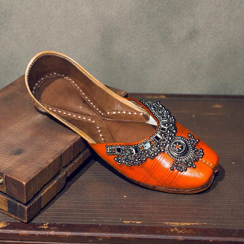 Embellished 2 Colors Jutti Shoes Indian Bridal Khussa Mojari Loafers ...