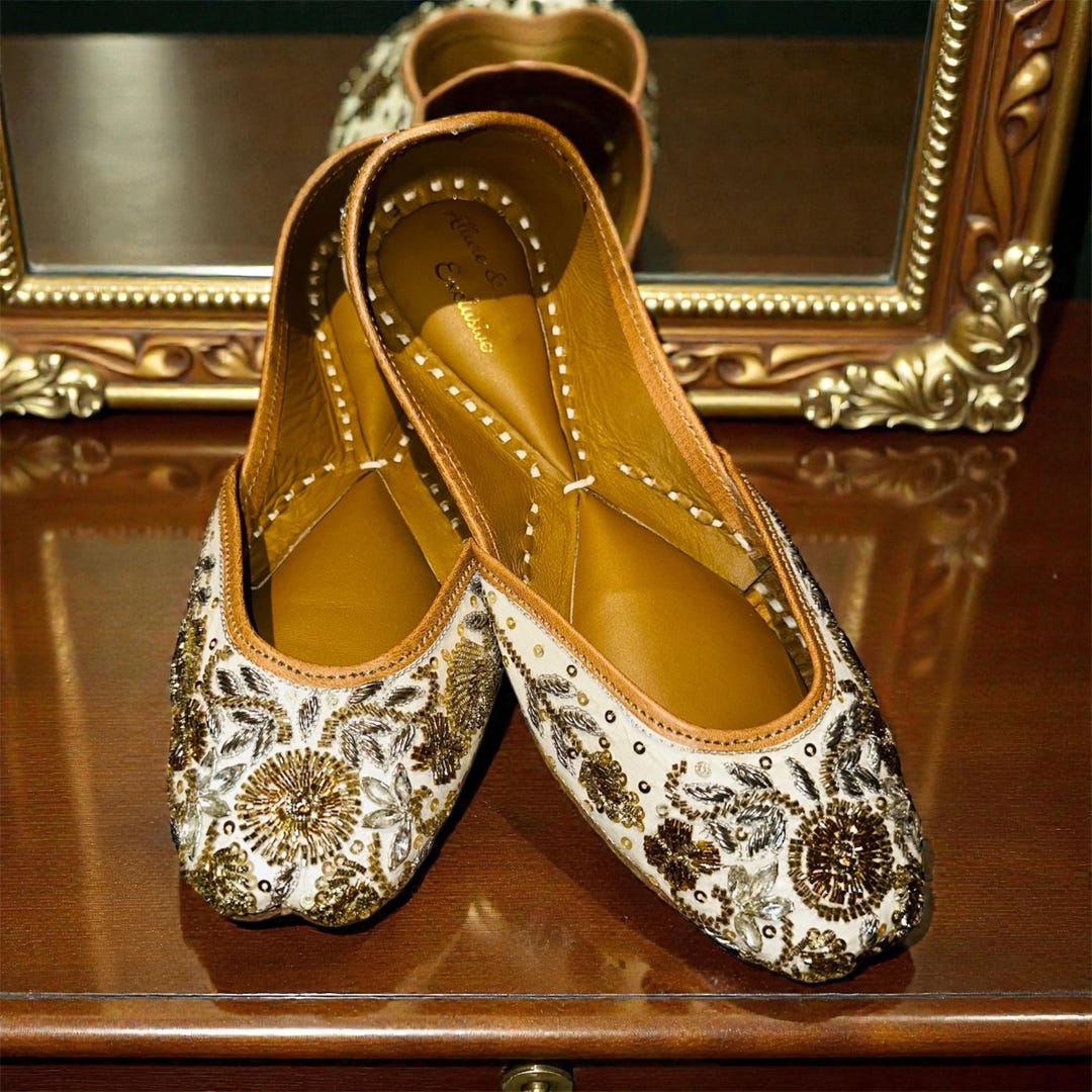 Embellished Leather Jutti Shoes: Indian Bridal Khussa Mojari Loafers ...