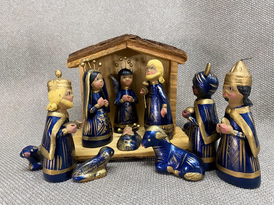 Vintage Mexican Folk Art Pottery Nativity. Set of 15 Pieces, Including ...