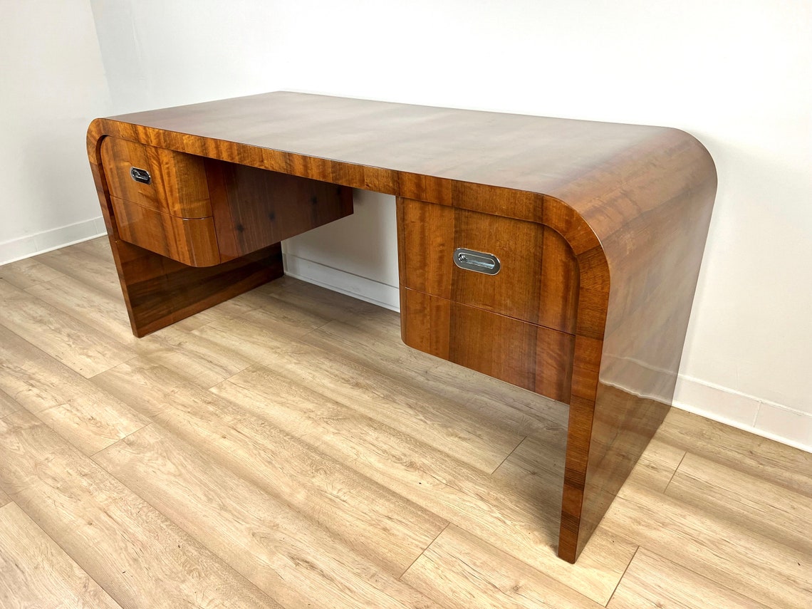 Modern Art Deco Desk. Style: Streamline Moderne - Possibility to ...