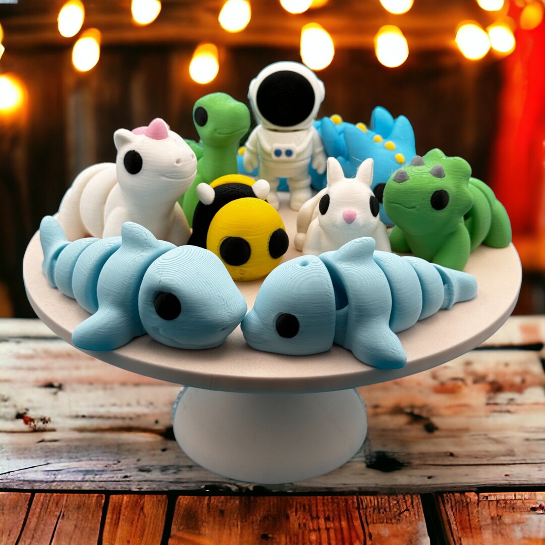 Normal Size (2.5+ Inches) Articulated Flexible Fidget Toy Sensory Pet ...