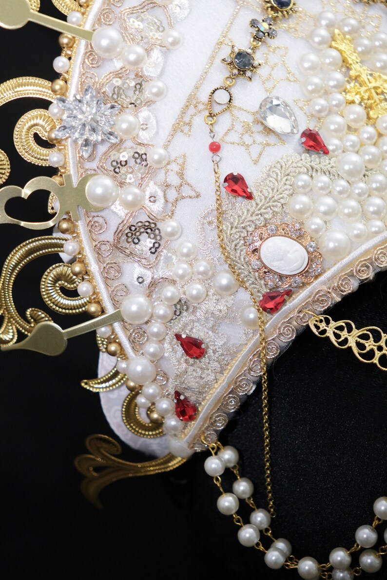 Tudor Crown Bishop's Mitre Pope Hat White Lolita Halo Rococo Tiara ...