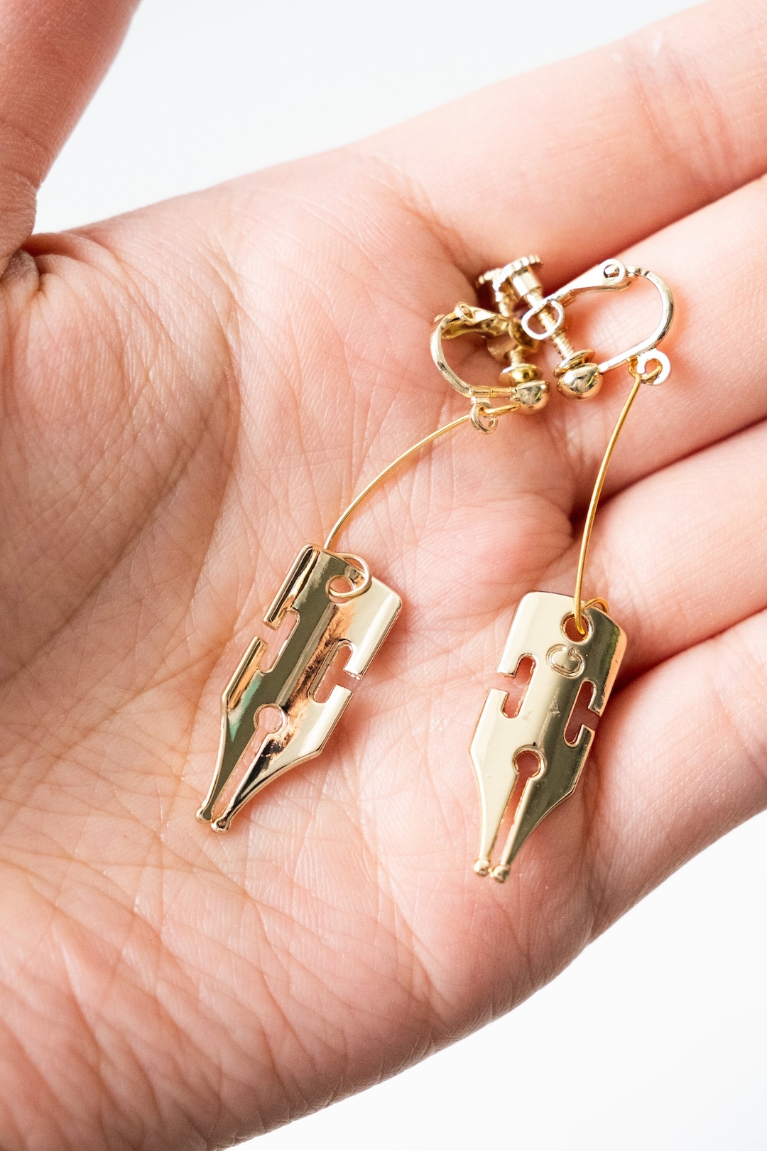 Jojo Pen Nib Earrings, Rohan Kishibe, Non-piercing Ear Clips, Gold ...