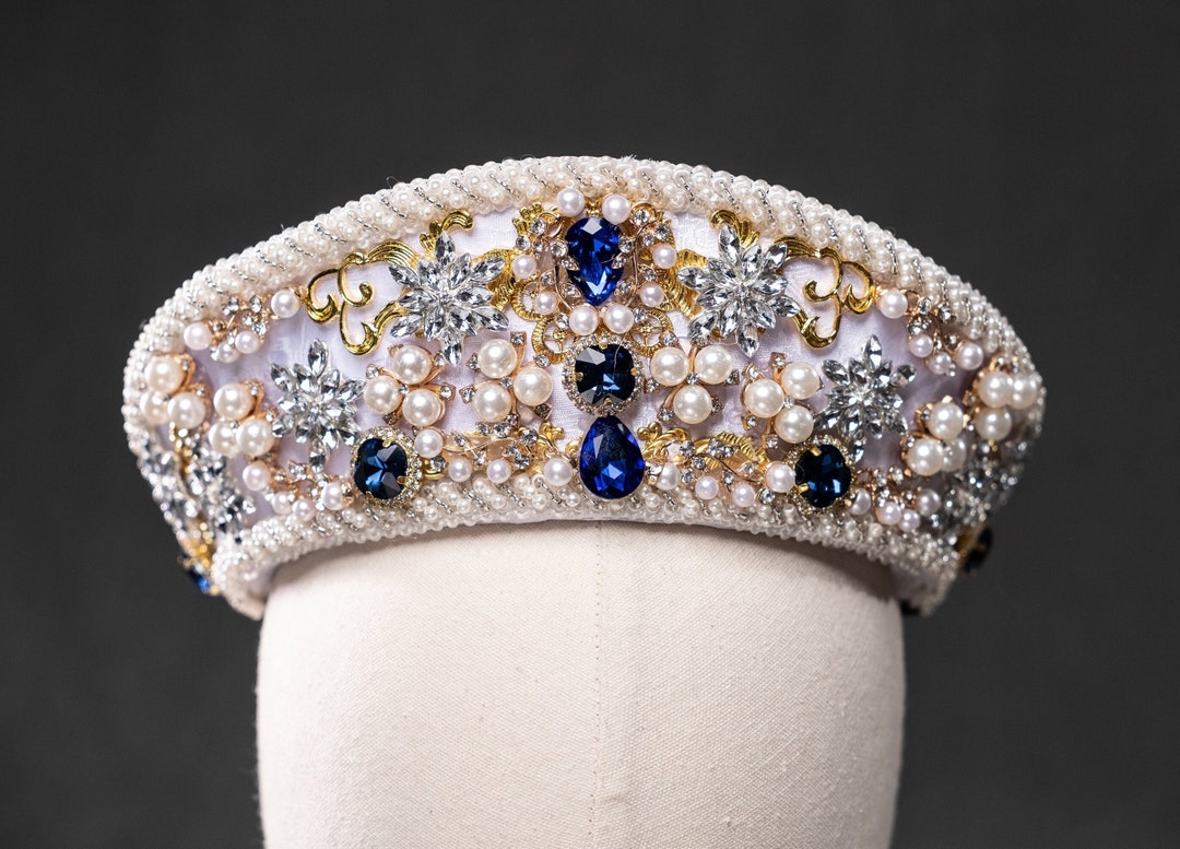 Lolita Tudor Crown White Blue Tiara Imperial Religious Queen Emperor ...