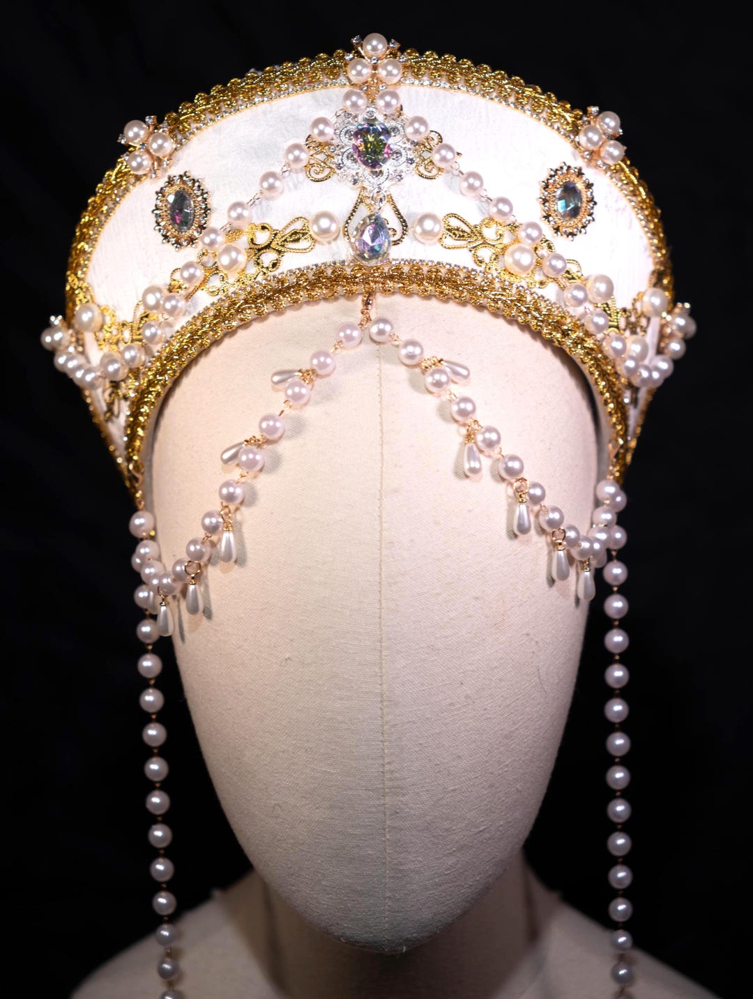 Tudor Crown, White and Gold, Baroque Imperial Religious Queen Emperor ...
