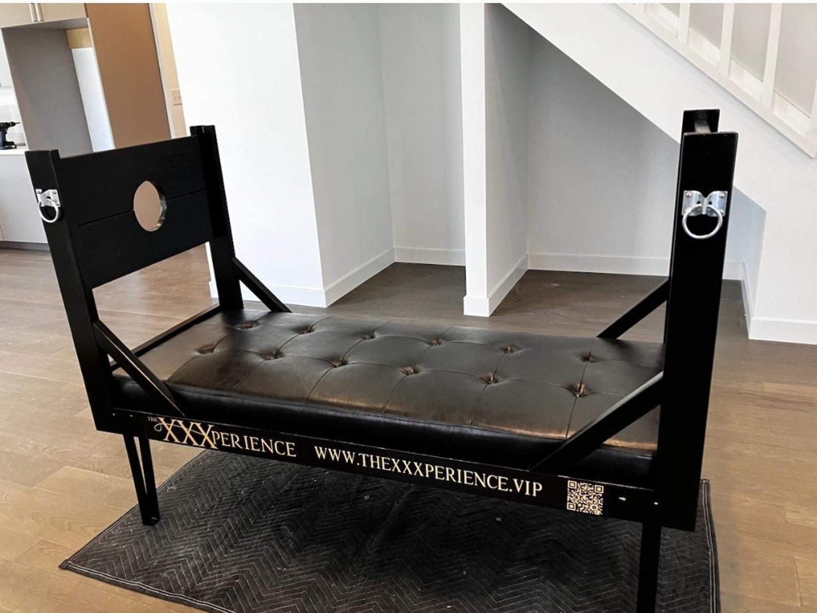 Double End Sex Bench Stockade Sex Chair Restraint Bondage Chair ...