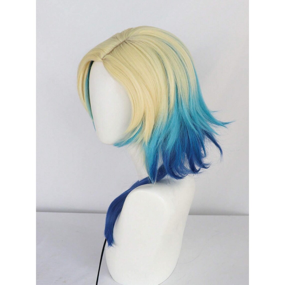 Jellyfish Modeling Side Parted Hairstyle Multi-color Wig Classical Flip ...