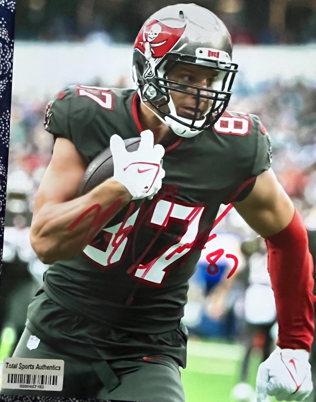 Rob Gronkowski Signed Tampa Bay Buccaneers Photo With COA - Etsy