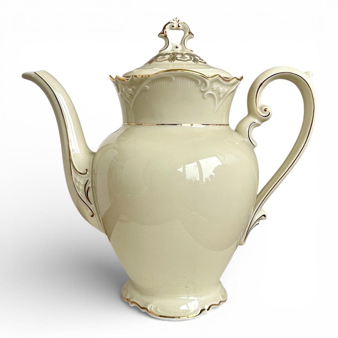 Zeh Scherzer Bavaria German Porcelain Teapot – Cream & Gold Rim Vintage ...