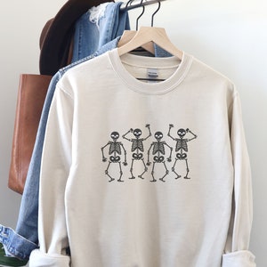 Cool Skeleton Embroidery Design, Dancing Skeleton Machine Embroidery ...