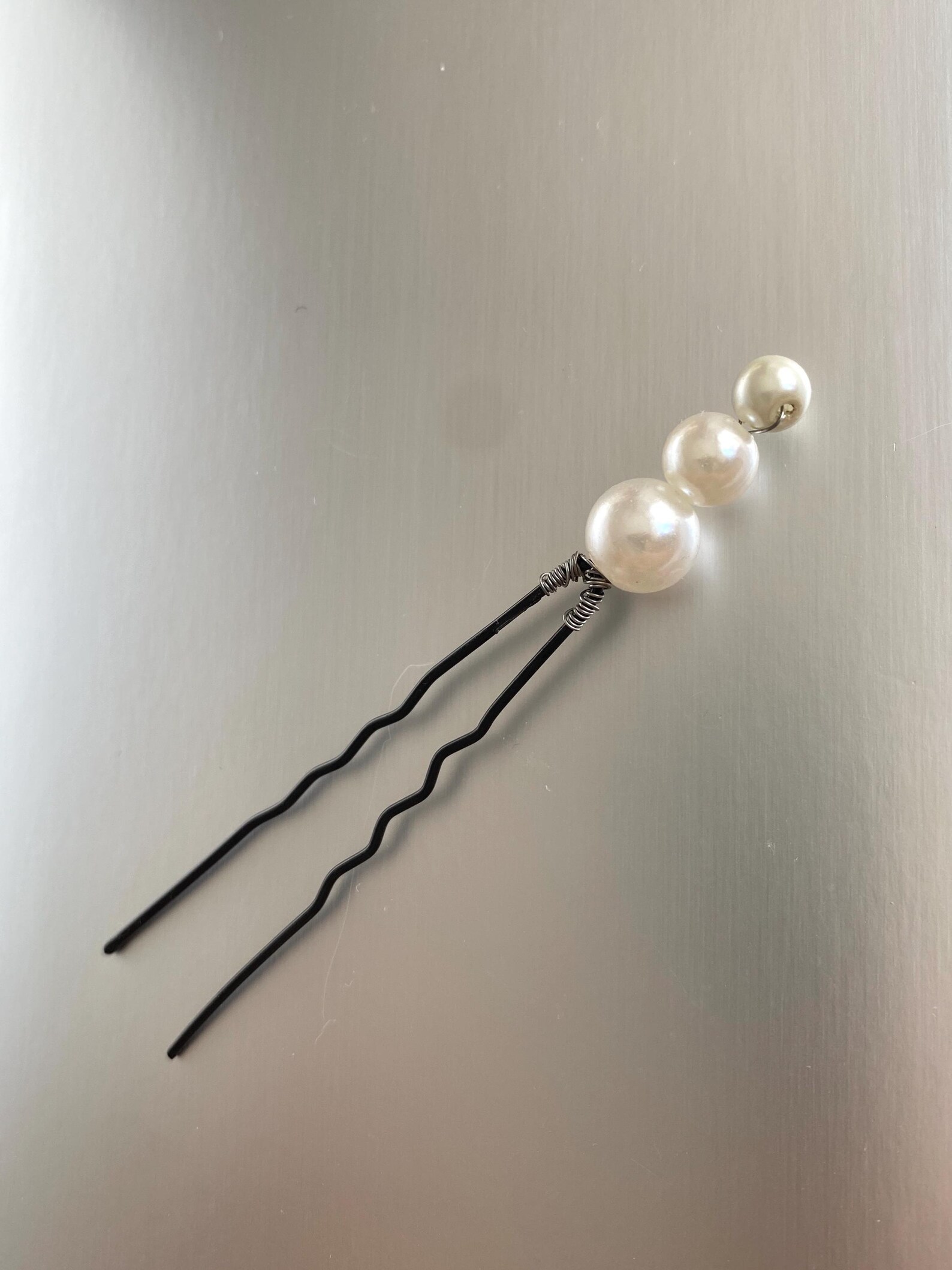 Minimalist Bridal Hair Pin With Pearls, Small Pearls Pin, Little Hair ...