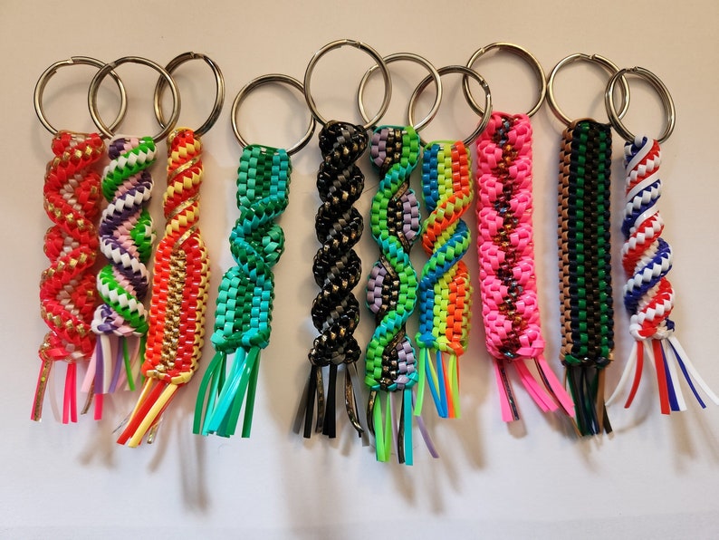 Rexlace Boondoggle Plastic Lace Keychain Lot of 10 Keychains Pre ...