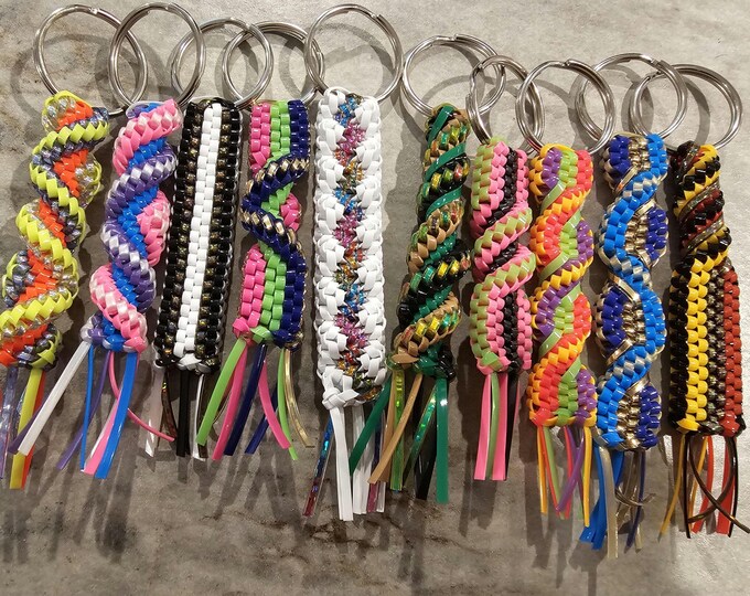 Rexlace Boondoggle Plastic Lace Keychain Lot of 10 Keychains Pre ...