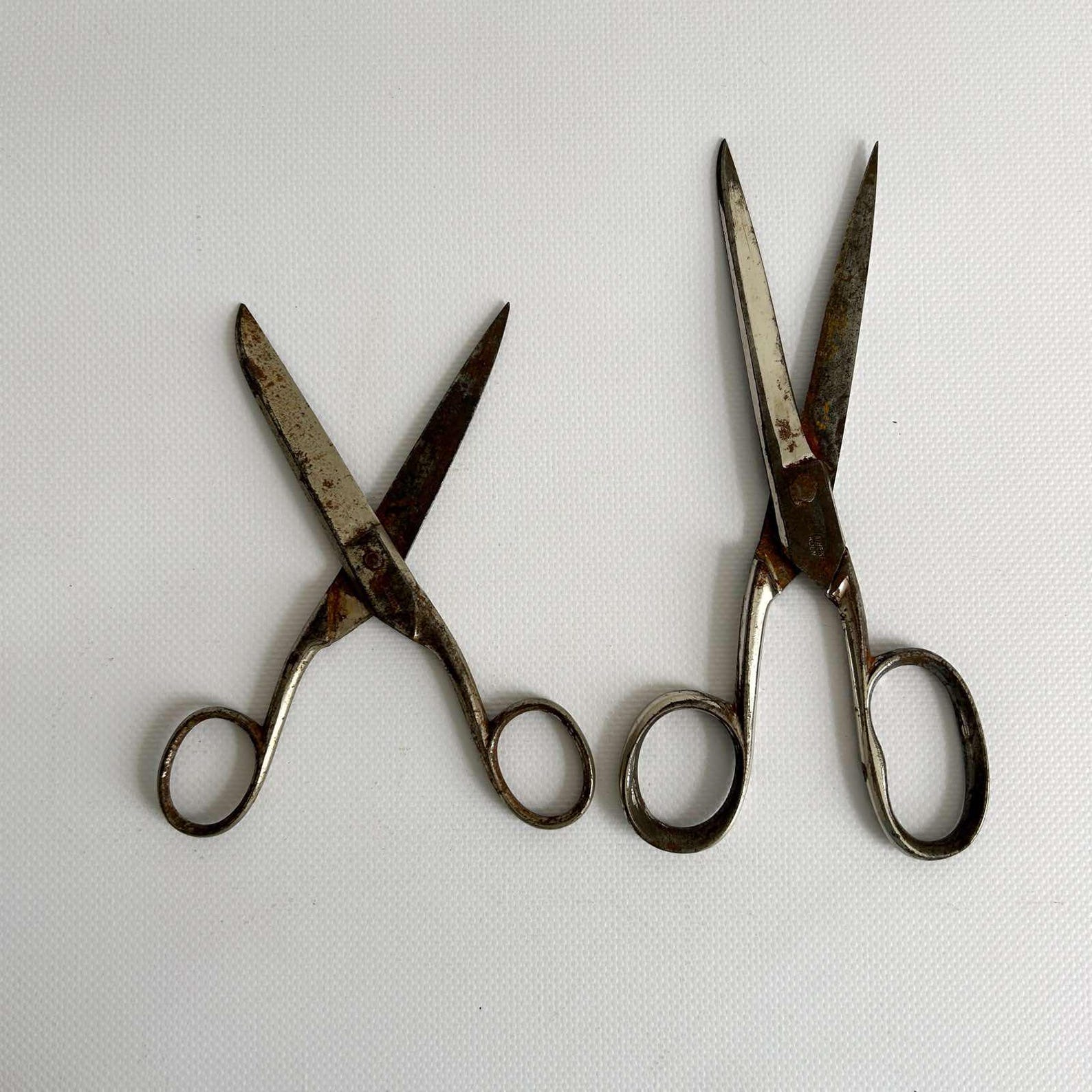 Set of 4 Vintage Scissors/ Old Sewing Scissors/ Craft Workshop ...