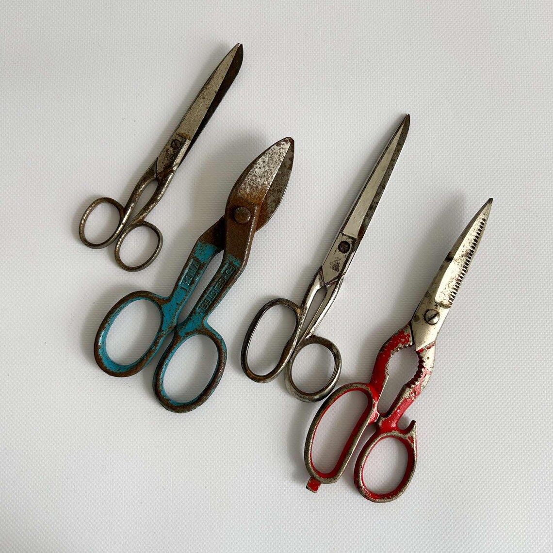 Set of 4 Vintage Scissors/ Old Sewing Scissors/ Craft Workshop ...