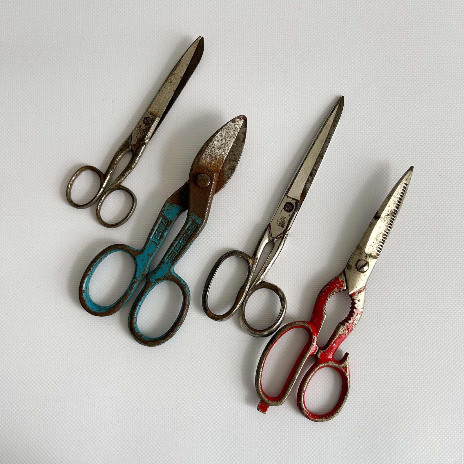 Set of 4 Vintage Scissors/ Old Sewing Scissors/ Craft Workshop ...