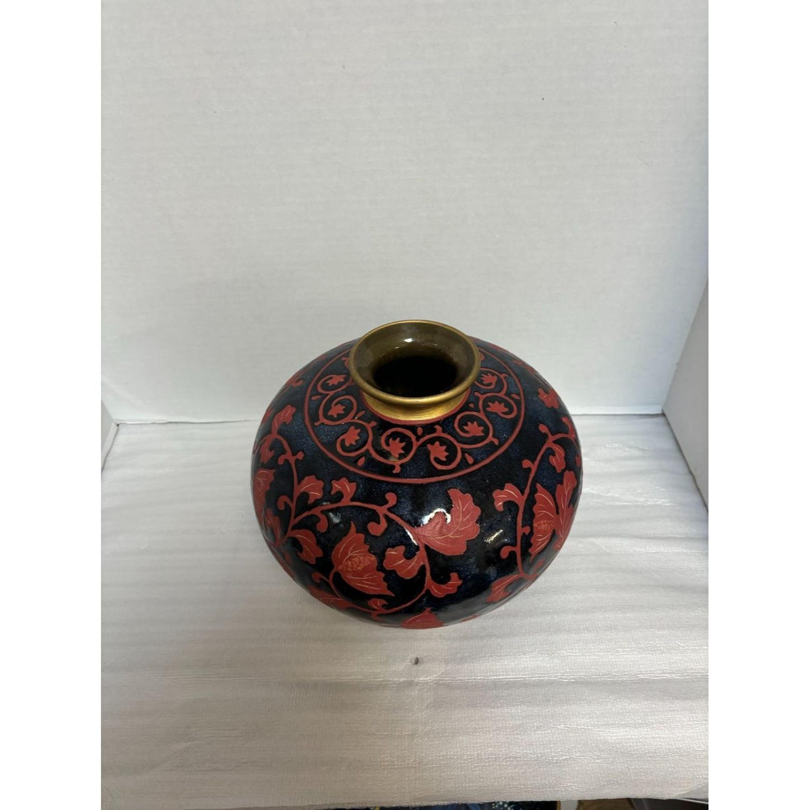 Vintage Hand Etched Black and Red Floral Porcelain Round Vase - Etsy