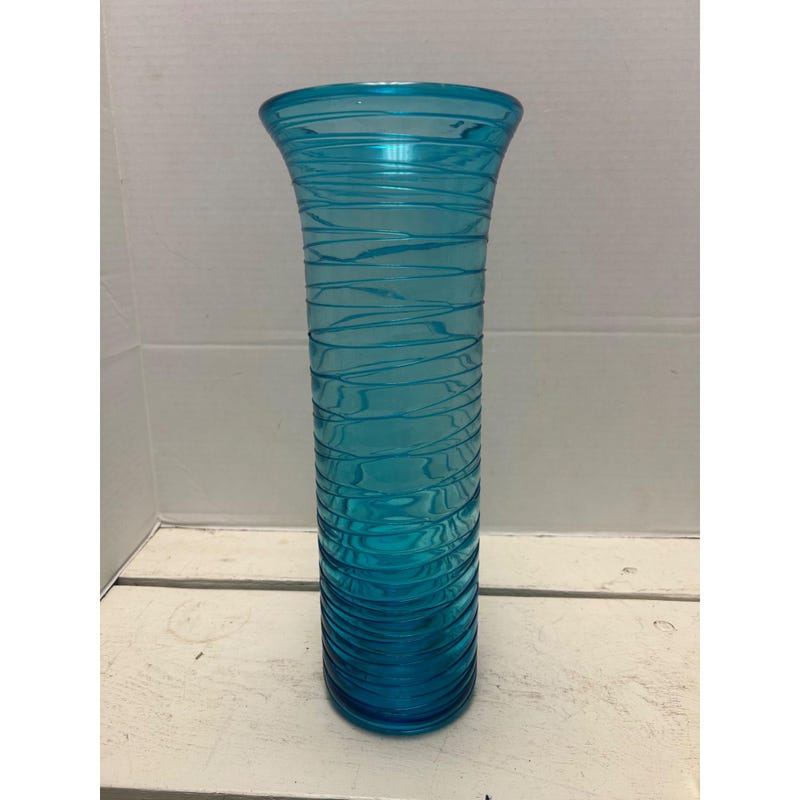 Swirl Vase - Etsy