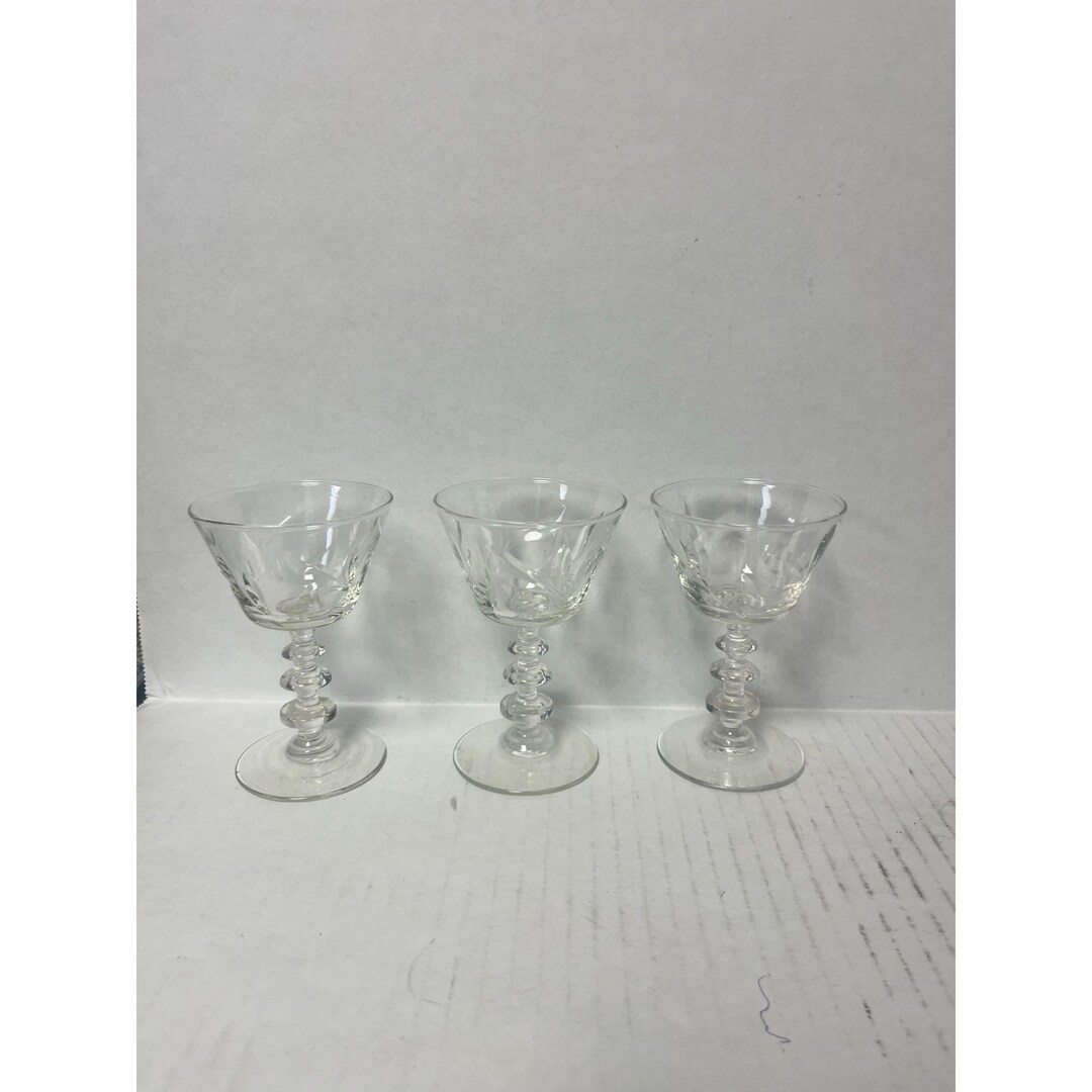 Vintage Set of 3 Etched Short Stem Crystal Glasses - Etsy