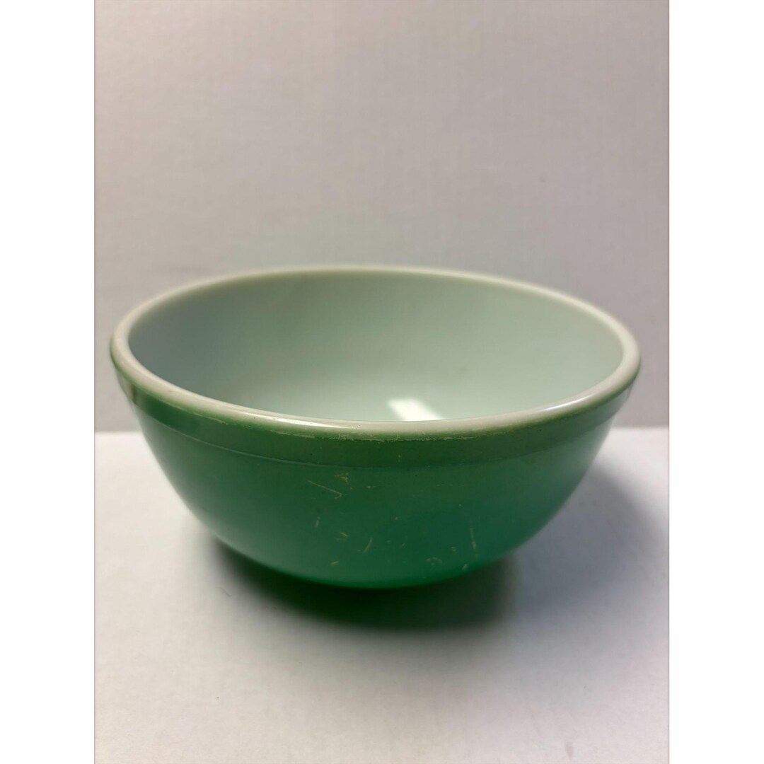 Vintage 1940s Pyrex Teal Green Mixing Bowl - Etsy