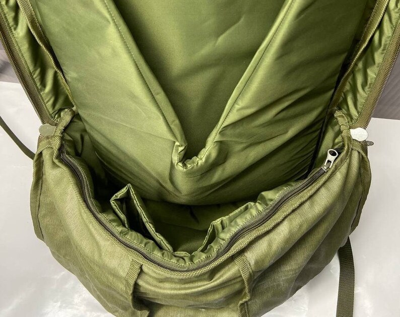 Ukrainian tactical assault backpack 2024. Military surplus. Starlink ...