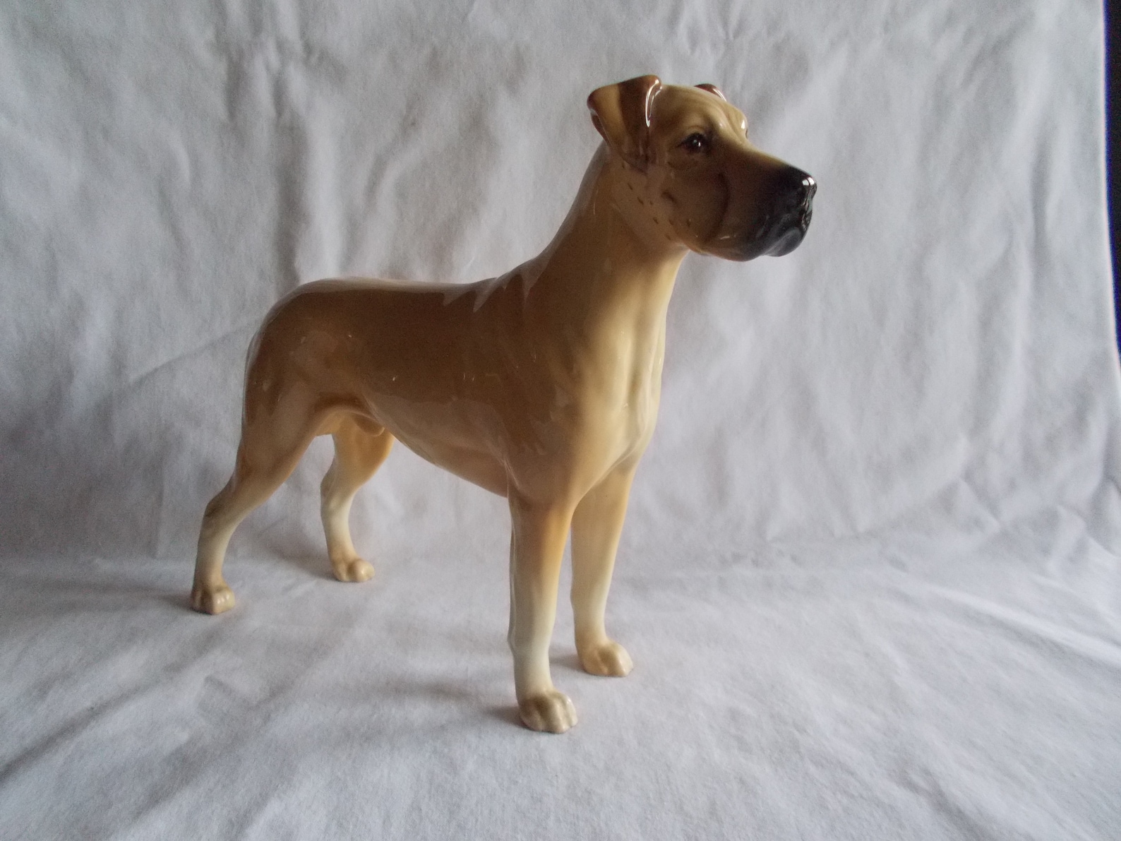 GREAT Dane~dog~statue~figurine~fawn~male~beswick~england~canine~art ...