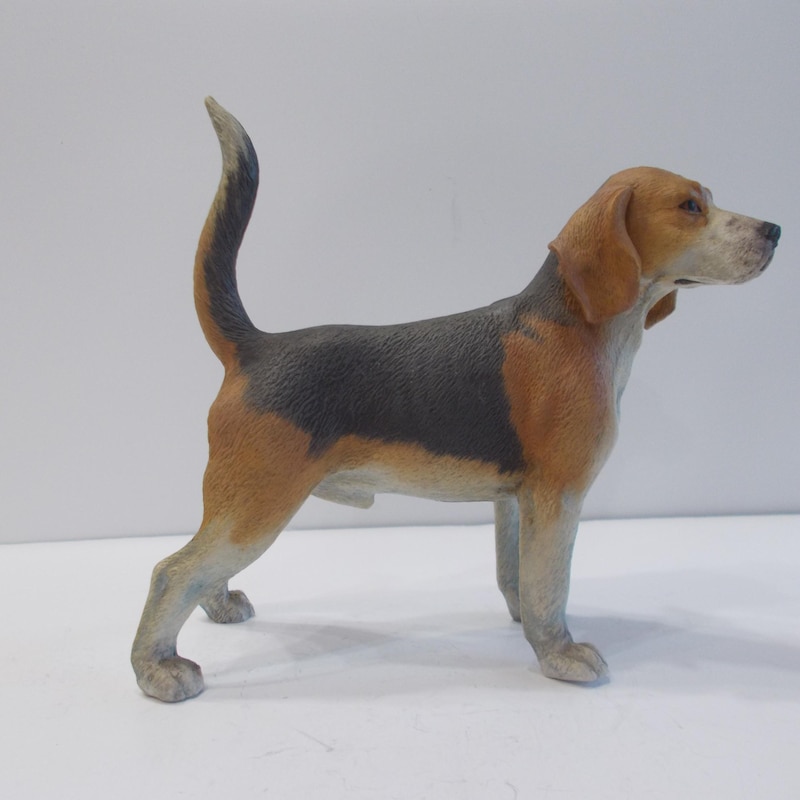 Beagle Statue - Etsy