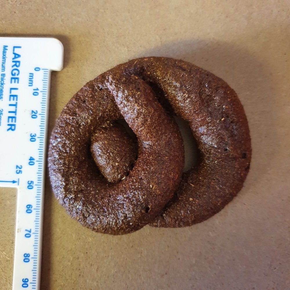 Fake Round Poo Dog Poop Turd Secret Santa Practical Joke Funny Mens ...