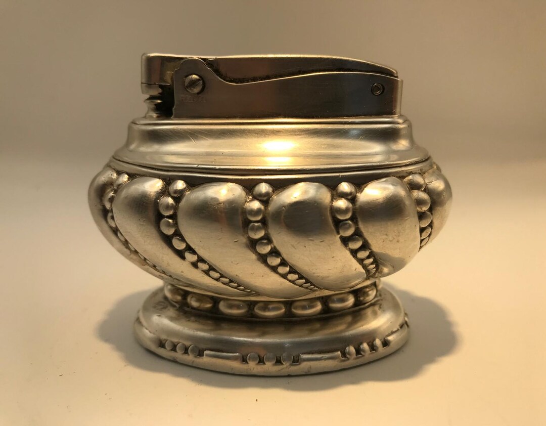 Vintage Ronson Crown Table Lighter (reg. No. 850881) – Silver-plated ...